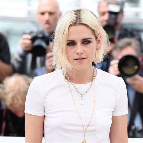 Kristen Stewart Tattoo Kristen Stewart Shows Off A New Tattoo As She