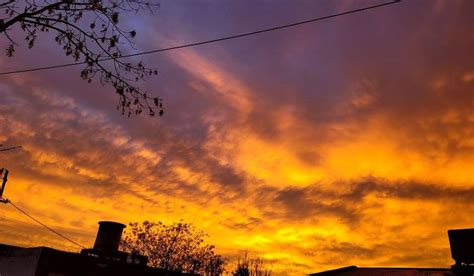 Un Cielo De Fuego El Amanecer Que Sorprendió A Mendoza Este Lunes