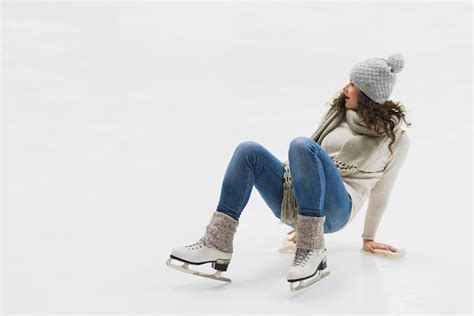 Page 3 Girl Ice Skating Images Free Download On Freepik