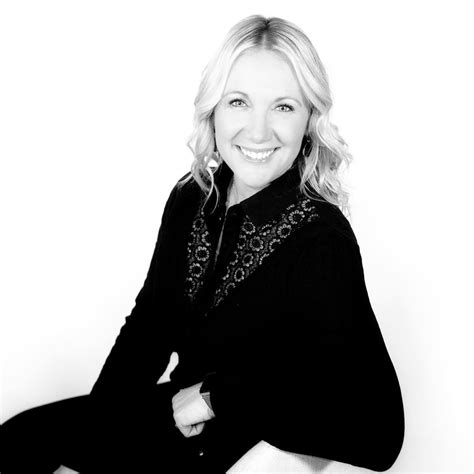 A Reintroduction Never Hurt Anybody And A New Headshot From Lana