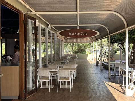Insights From A Simple Lap Of The Town Square At Yulara Ulurus