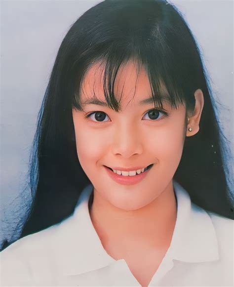 Lulu Tobing Artis Gadis Wanita