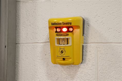 Collision Sentry® Multi Zone Collision Warning System Collision Sentry® Multi Zone Collision Warning System