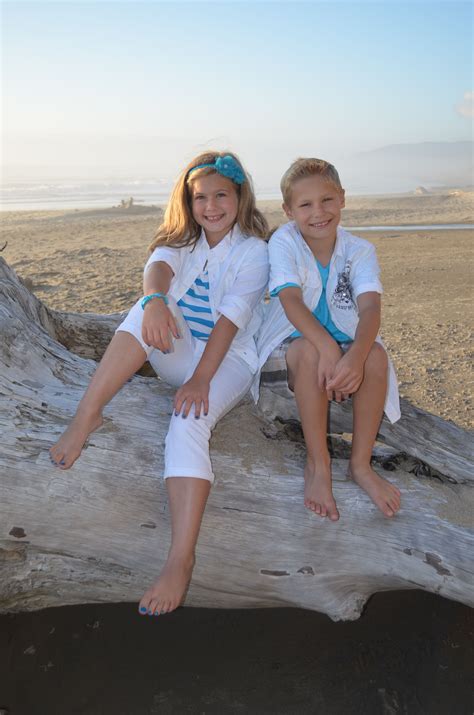 Beach Photo Shoot Photo By Kami Eickhoff Beach Photoshoot