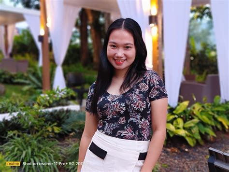 Realme 11 Pro 5G REVIEW Fashionable Smartphone With 200MP Camera 100W Fast Charging Pinoy