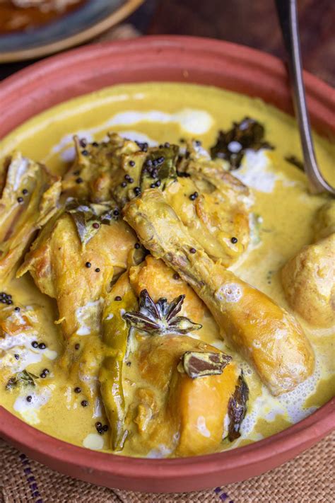 Kerala Chicken Moilee With Coconut Milk Chompslurrpburp
