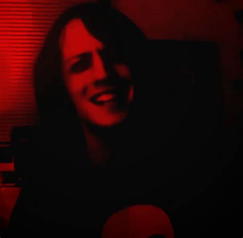 Pin By Sunny Isweird On Emh I Have No Friends Faceless Men Creepypasta