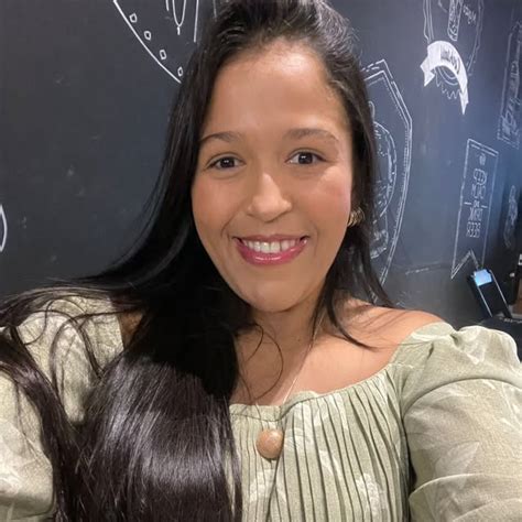 Dayane Yukari Dyukarii • Threads Say More