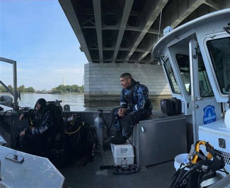 Anthony Gatón El Dominicano Que Trabaja Como Buzo En Accidente Aéreo En Washington