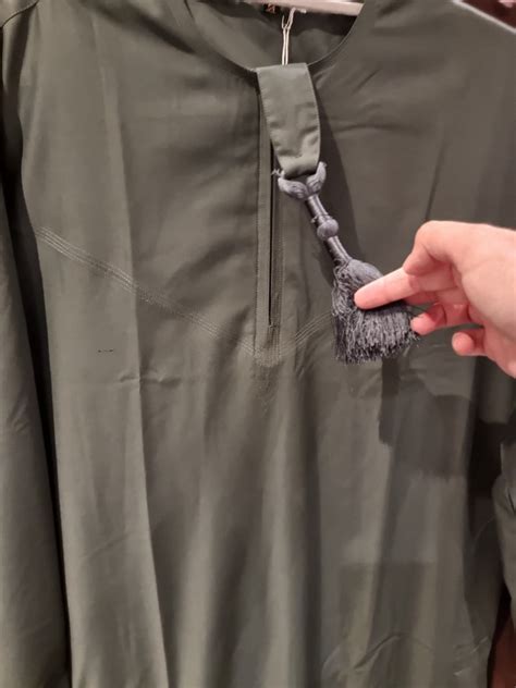 Mens Emirati Tassel Thobe Green Abayatopia