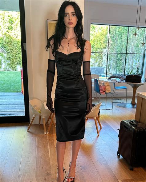 Krysten Ritters Feet Photos And Gallery