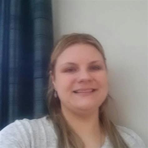 Stephanie Sandri Independent Scentsy Consultant