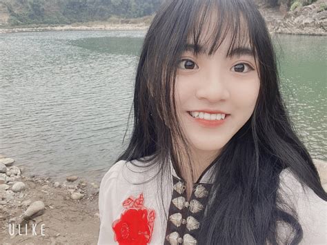 Nguyễn Đặng Như Quỳnh quynhmin Twitter