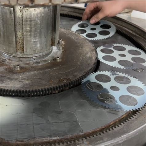 Lapping And Polishing Lighting Glass