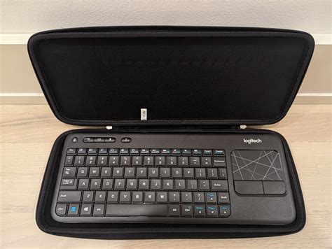 Case Logitech Black K400r Wireless Keyboard