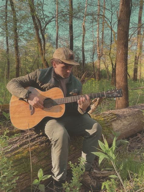 Dylan Dinello A Rising Indie Folk Artist Bringing A Fresh Sound To The