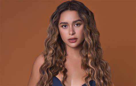 Fashion Pulis Insta Scoop Yassi Pressman Stresses She Knows How To