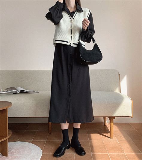 룩코디set 타르트 크롭 배색 브이넥 단추 니트조끼 아몬드 핀턱 셔츠 스트랩 가을 롱원피스 투피스 에이블리