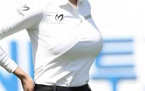 여자 골반 Vs 가슴