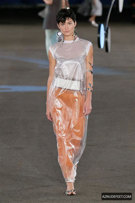 Grace Elizabeth Feet Aznudefeet