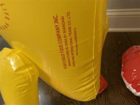 New In Wrap 2000 Pinellopy Pineapple 2012 Dole Bobby Banana Advertising