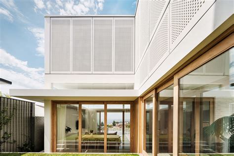 Ventilated Facade Systems And Rigid Air Barriers Architecture And Design