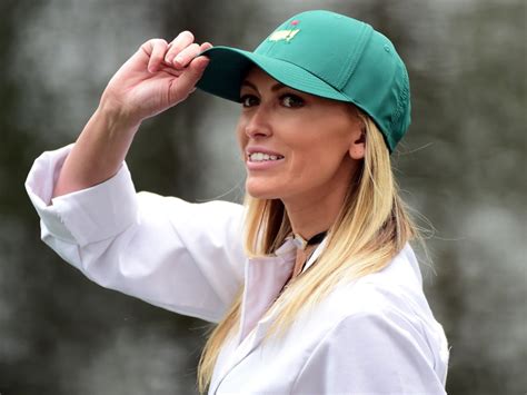 Paulina Gretzkys Marbella Inspired Look Shows Shes In A New Era