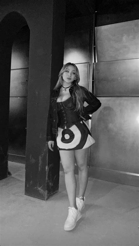 Pin By Monroe On Lee Chaerin Lee Chaerin Chaeyeon 2ne1