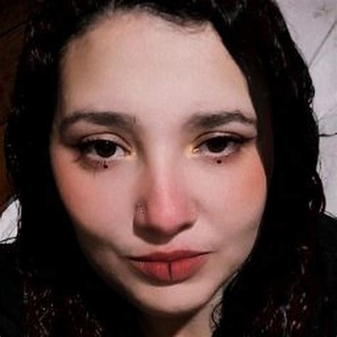 Thata Santos Youtube