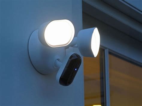 Wired Floodlight Camera Outdoor Security Camera Arlo