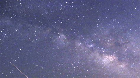 Lyrids To Hit April Peak Where When To Watch Meteor Shower In Arizona