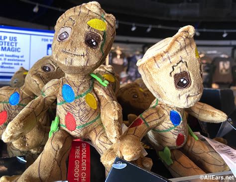 This Groot Shoulder Plush In Disney World Is Already In The Holiday