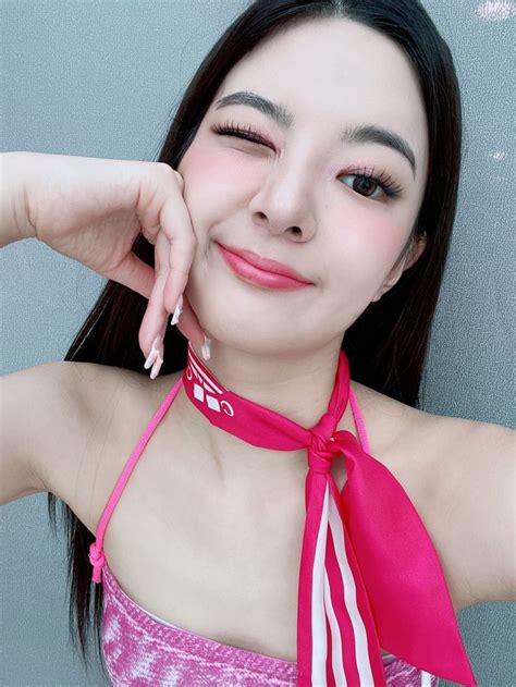 Pin By ฅ́˘ฅ̀ On Lias Updates Princess Lia Itzy Fashion