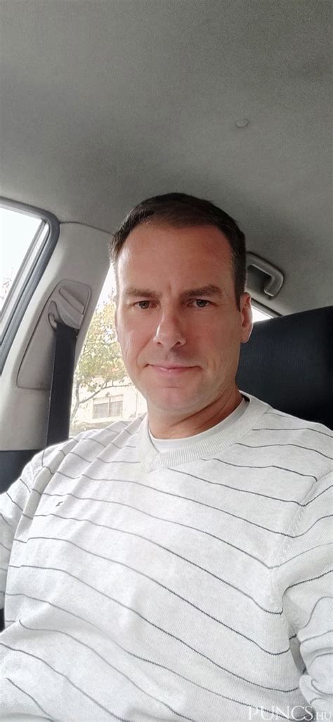 Tom Is An 47 Year Old Sugar Daddy Who Lives In Pécs