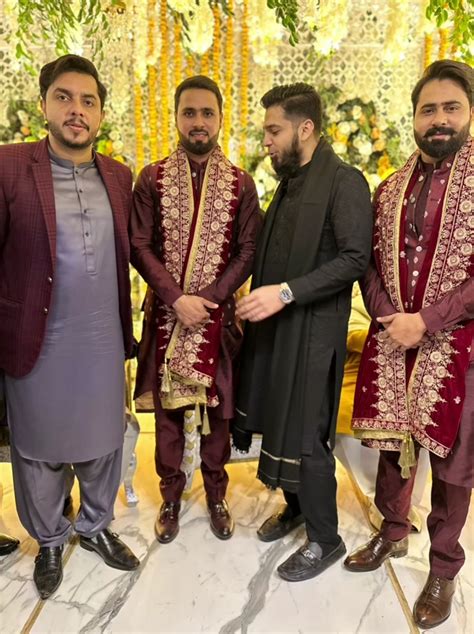 Cricketer Faheem Ashraf Mehndi Event Pictures And Videos Reviewit Pk