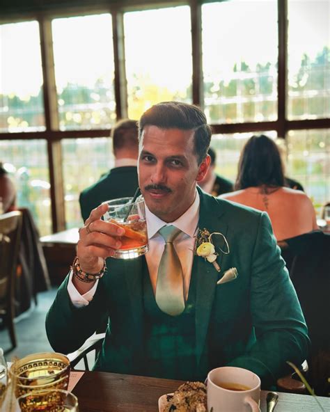 C H R I S Chrisleoni • Instagram Photos And Videos