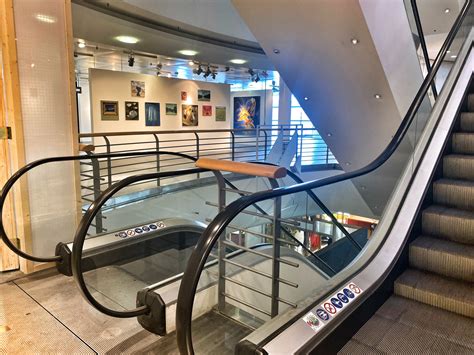 Ehemaliges Karstadt Sports In Hamburg Ist Jetzt Kulturtempel Mopo