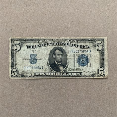 1934 Blue Seal 5 Dollar Banknote Silver Certificate Old Us Five Dollar