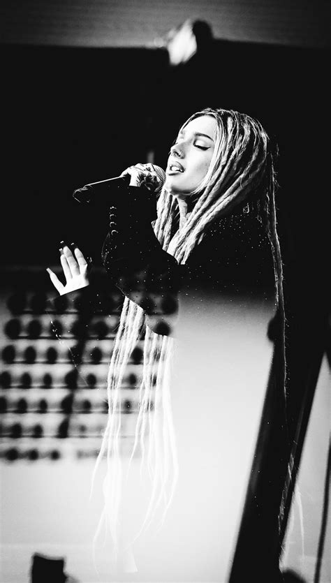 Zhavia Ward Net Worth Wiki Age Weight And Height Relationships