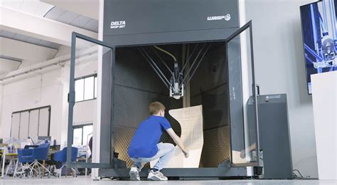 Large Format 3d Printer Printing In Plastic Clay And Concrete