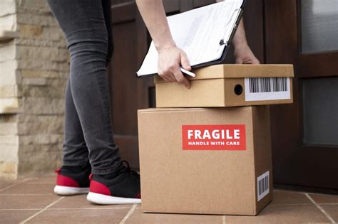 How To Pack Fragile Items Safely For Long Distance Shipping LogiLink