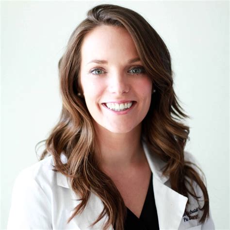 Shaundra Eichstadt Md Skin Cancer And Dermatology Clinic