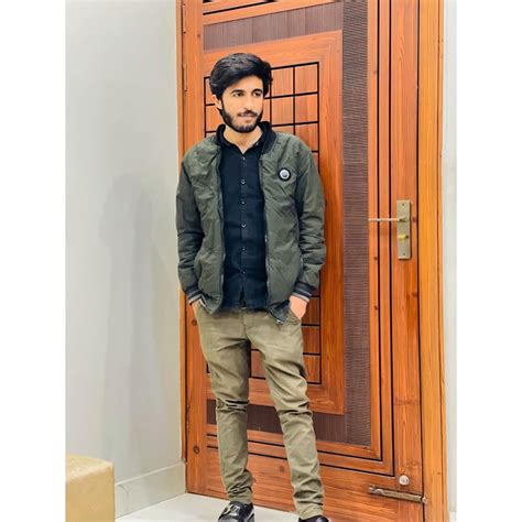 Abdullah Shakeel Youtube