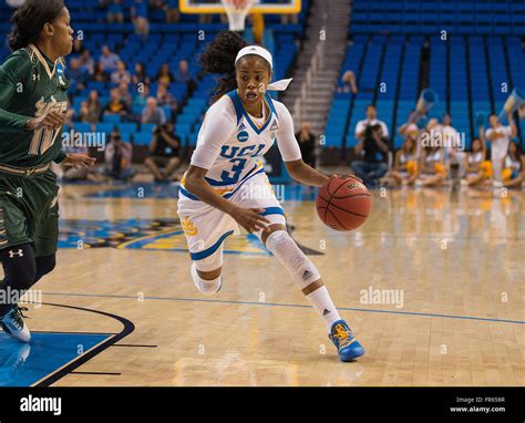 Westwood Ca 21st Mar 2016 Ucla Guard 3 Jordin Canada Drives To