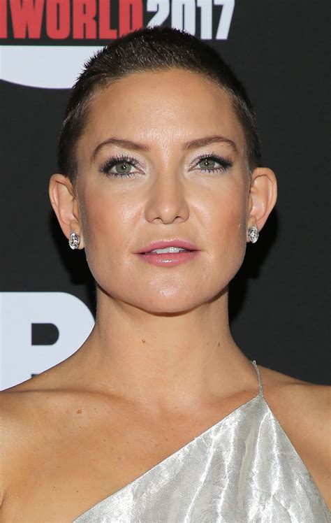 Kate Hudson On Lorraine March 2018 Popsugar Beauty