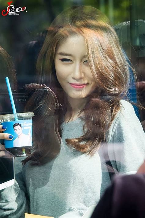 Pin By Ikily On All About Jiyeon Tara Photo And Video Shawn
