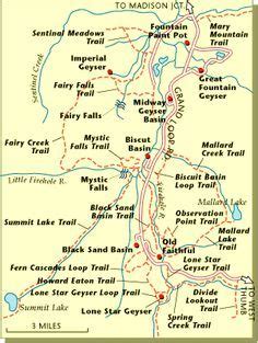 Day Hikes Of Yellowstone National Park Map Guide Uk