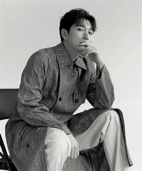 Gong Yoo W Gongyoo Photoshoot Gong Yoo Aesthetic Korean Actors