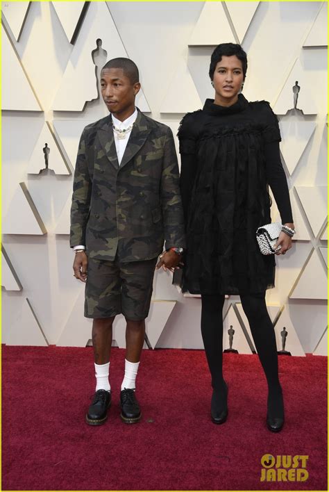 Pharrell Williams Takes The Stage In Camo Print At Oscars 2019 Photo 4245883 Michelle Yeoh