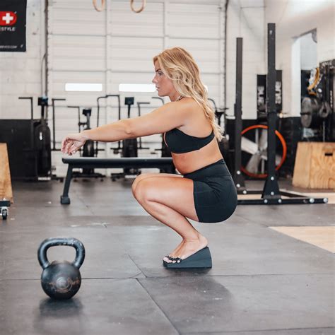 Split Mobility Wedge Thetoespacer